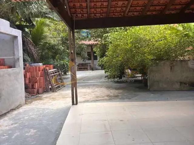 Casa / Sobrado para Venda em Caraguatatuba/SP Massaguaçu 1 Quartos