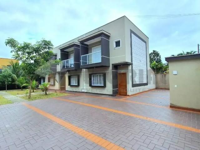 Casa / Sobrado para Venda em Caraguatatuba/SP Massaguaçu 1 Quartos