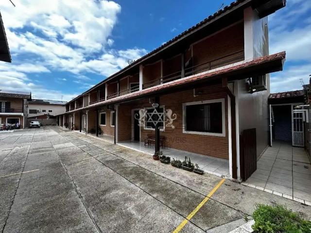 Casa / Sobrado para Venda em Caraguatatuba/SP Massaguaçu 2 Quartos