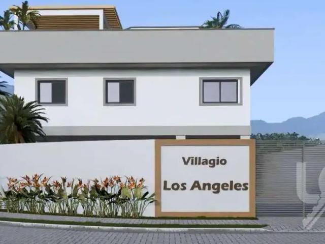 Casa / Sobrado para Venda em Caraguatatuba/SP Massaguaçu 2 Quartos