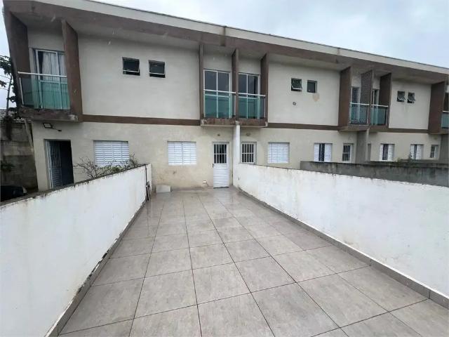 Casa / Sobrado para Venda em Caraguatatuba/SP Massaguaçu 2 Quartos