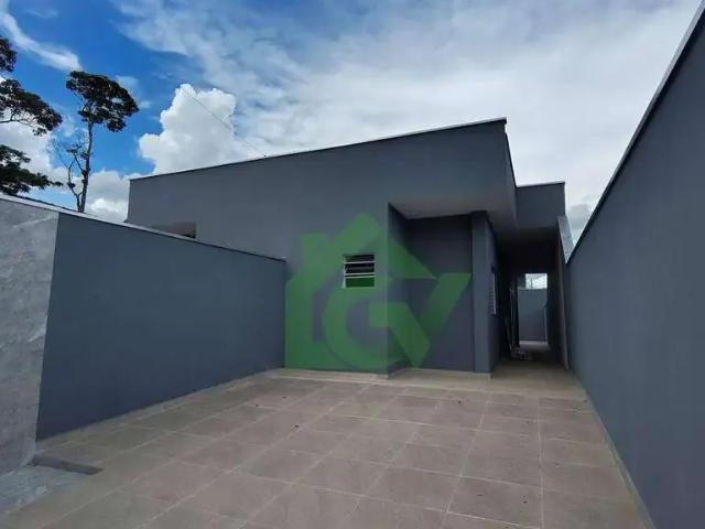 Casa / Sobrado para Venda em Caraguatatuba/SP Massaguaçu 2 Quartos