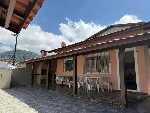 Casa / Sobrado para Venda em Caraguatatuba/SP Massaguaçu 2 Quartos