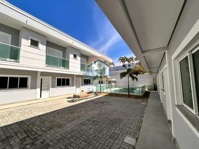 Casa / Sobrado para Venda em Caraguatatuba/SP Massaguaçu 2 Quartos
