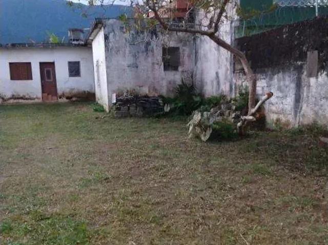 Casa / Sobrado para Venda em Caraguatatuba/SP Massaguaçu 2 Quartos