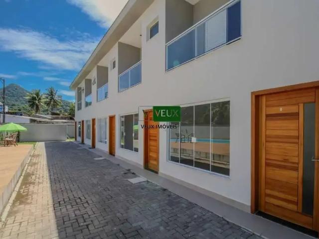 Casa / Sobrado para Venda em Caraguatatuba/SP Massaguaçu 2 Quartos