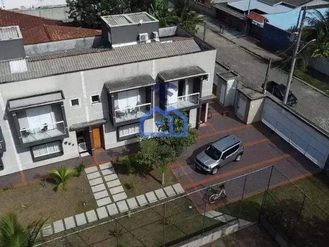 Casa / Sobrado para Venda em Caraguatatuba/SP Massaguaçu 2 Quartos