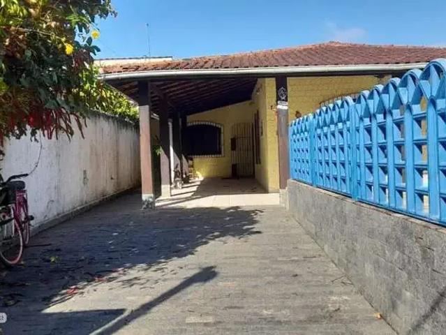 Casa / Sobrado para Venda em Caraguatatuba/SP Massaguaçu 2 Quartos