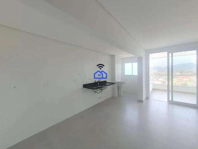Casa / Sobrado para Venda em Caraguatatuba/SP Massaguaçu 3 Quartos
