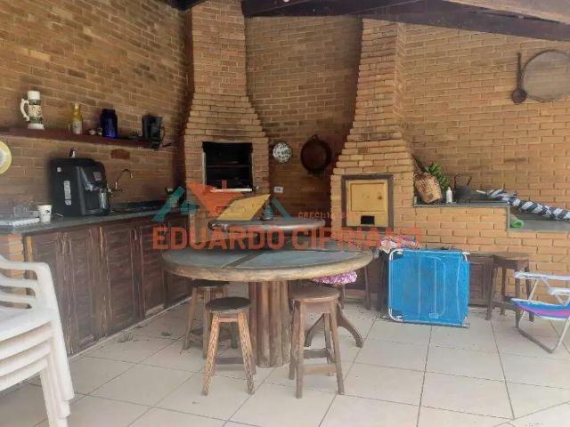 Casa / Sobrado para Venda em Caraguatatuba/SP Massaguaçu 3 Quartos
