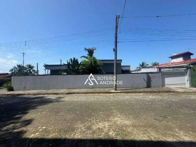 Casa / Sobrado para Venda em Caraguatatuba/SP Massaguaçu 3 Quartos