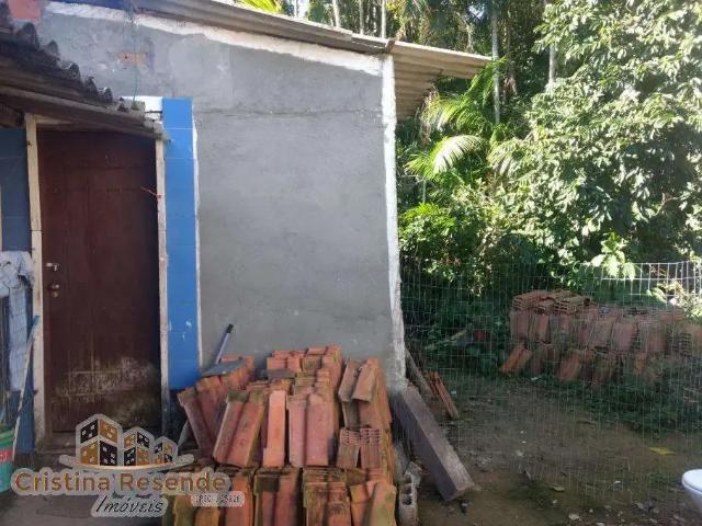 Casa / Sobrado para Venda em Caraguatatuba/SP Massaguaçu 3 Quartos