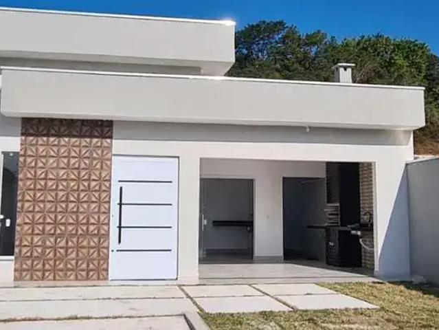 Casa / Sobrado para Venda em Caraguatatuba/SP Massaguaçu 3 Quartos