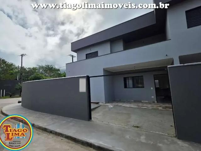 Casa / Sobrado para Venda em Caraguatatuba/SP Massaguaçu 3 Quartos