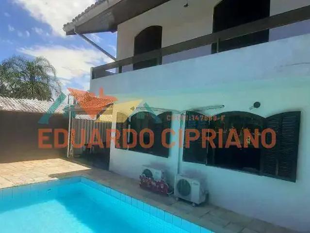 Casa / Sobrado para Venda em Caraguatatuba/SP Massaguaçu 3 Quartos