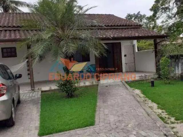 Casa / Sobrado para Venda em Caraguatatuba/SP Massaguaçu 3 Quartos