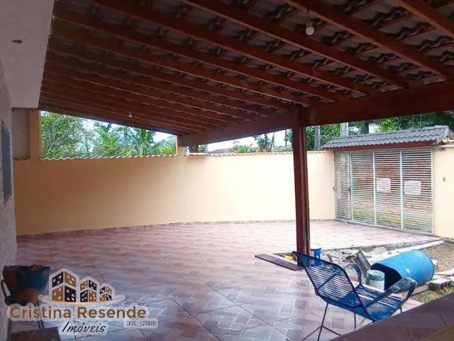 Casa / Sobrado para Venda em Caraguatatuba/SP Massaguaçu 3 Quartos