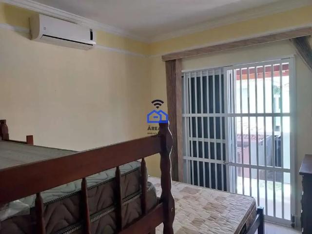 Casa / Sobrado para Venda em Caraguatatuba/SP Massaguaçu 3 Quartos