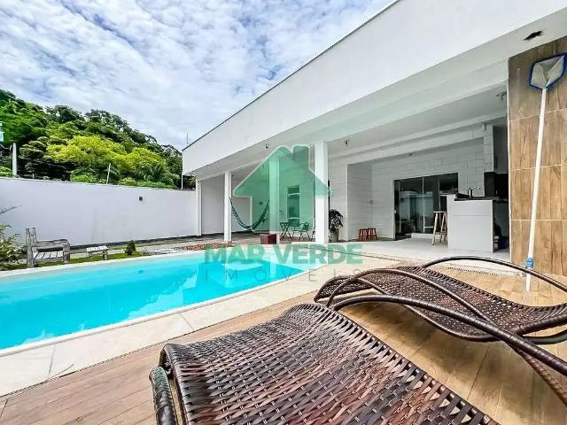 Casa / Sobrado para Venda em Caraguatatuba/SP Massaguaçu 3 Quartos