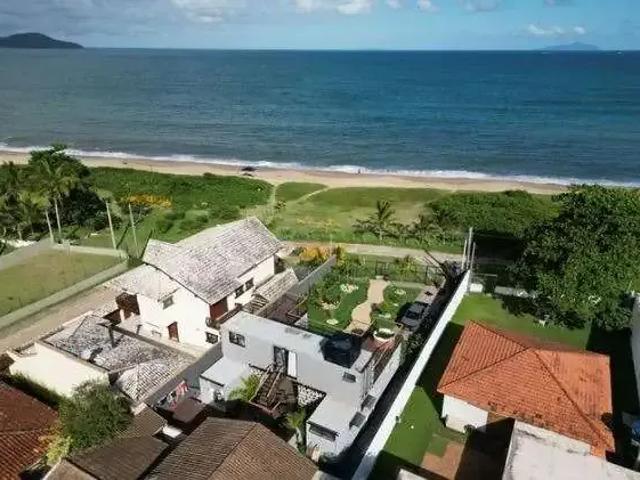 Casa / Sobrado para Venda em Caraguatatuba/SP Massaguaçu 3 Quartos