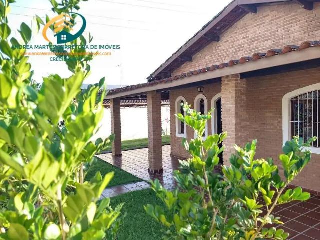 Casa / Sobrado para Venda em Caraguatatuba/SP Massaguaçu 3 Quartos