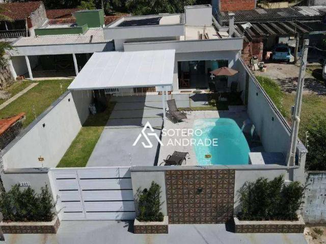 Casa / Sobrado para Venda em Caraguatatuba/SP Massaguaçu 3 Quartos