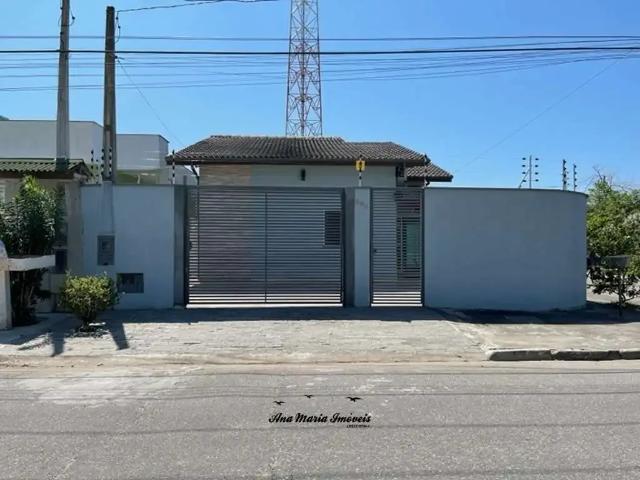Casa / Sobrado para Venda em Caraguatatuba/SP Massaguaçu 3 Quartos