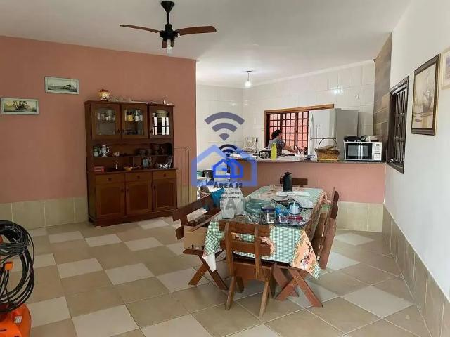 Casa / Sobrado para Venda em Caraguatatuba/SP Massaguaçu 3 Quartos