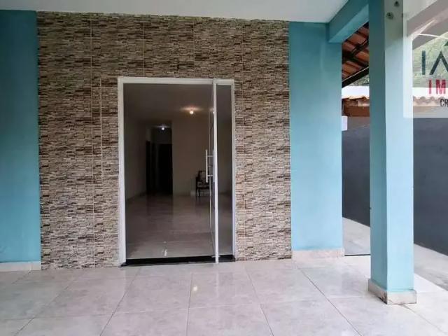 Casa / Sobrado para Venda em Caraguatatuba/SP Massaguaçu 3 Quartos
