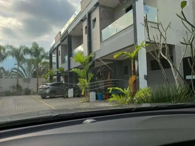 Casa / Sobrado para Venda em Caraguatatuba/SP Massaguaçu 3 Quartos
