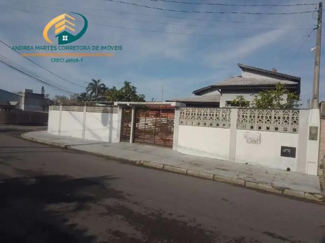 Casa / Sobrado para Venda em Caraguatatuba/SP Massaguaçu 3 Quartos
