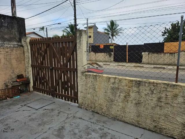 Casa / Sobrado para Venda em Caraguatatuba/SP Massaguaçu 3 Quartos