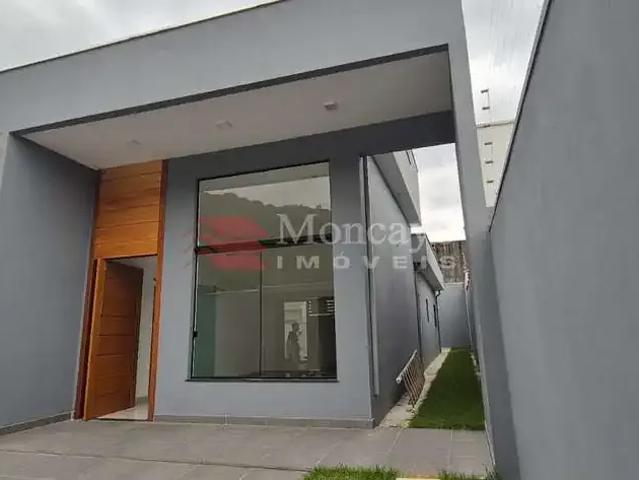Casa / Sobrado para Venda em Caraguatatuba/SP Massaguaçu 3 Quartos