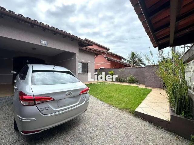Casa / Sobrado para Venda em Caraguatatuba/SP Massaguaçu 3 Quartos