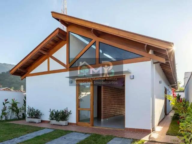 Casa / Sobrado para Venda em Caraguatatuba/SP Massaguaçu 3 Quartos