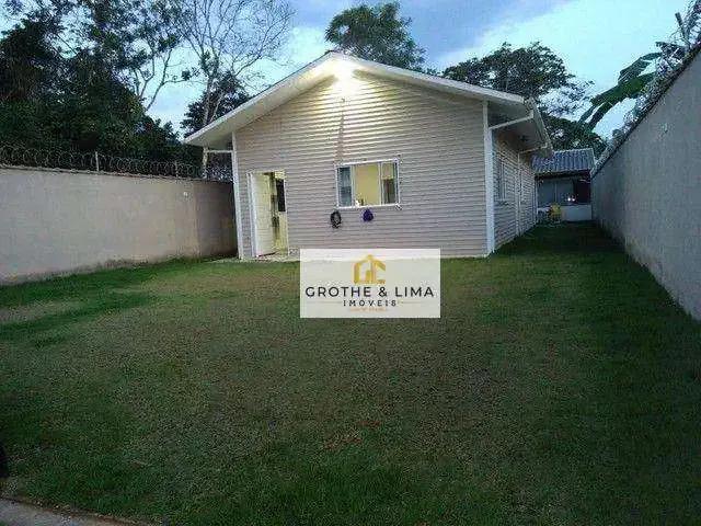 Casa / Sobrado para Venda em Caraguatatuba/SP Massaguaçu 3 Quartos