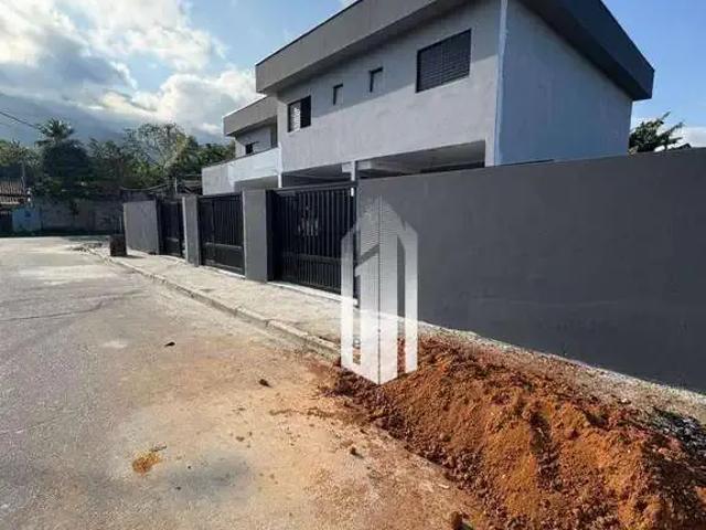 Casa / Sobrado para Venda em Caraguatatuba/SP Massaguaçu 3 Quartos