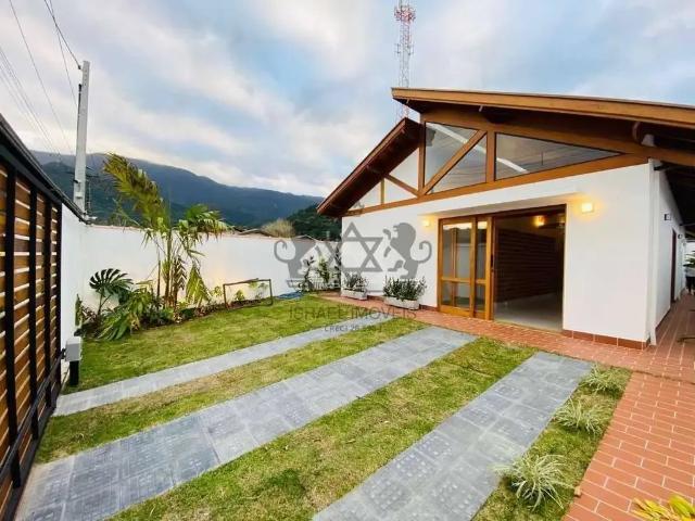 Casa / Sobrado para Venda em Caraguatatuba/SP Massaguaçu 3 Quartos