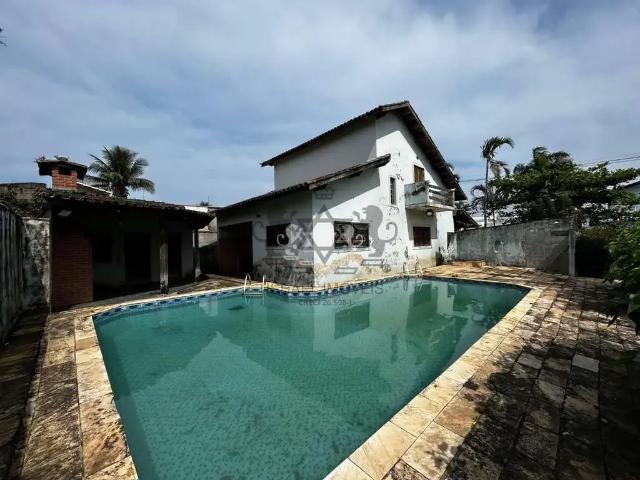Casa / Sobrado para Venda em Caraguatatuba/SP Massaguaçu 3 Quartos