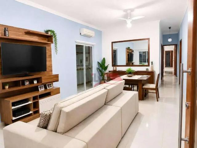 Casa / Sobrado para Venda em Caraguatatuba/SP Massaguaçu 3 Quartos