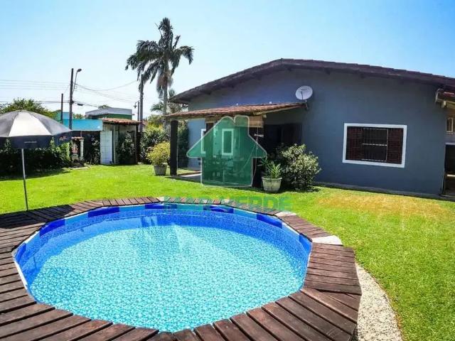 Casa / Sobrado para Venda em Caraguatatuba/SP Massaguaçu 3 Quartos