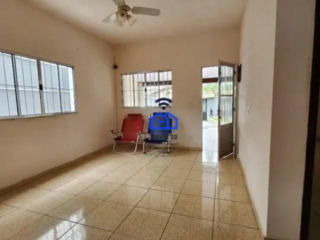 Casa / Sobrado para Venda em Caraguatatuba/SP Massaguaçu 3 Quartos
