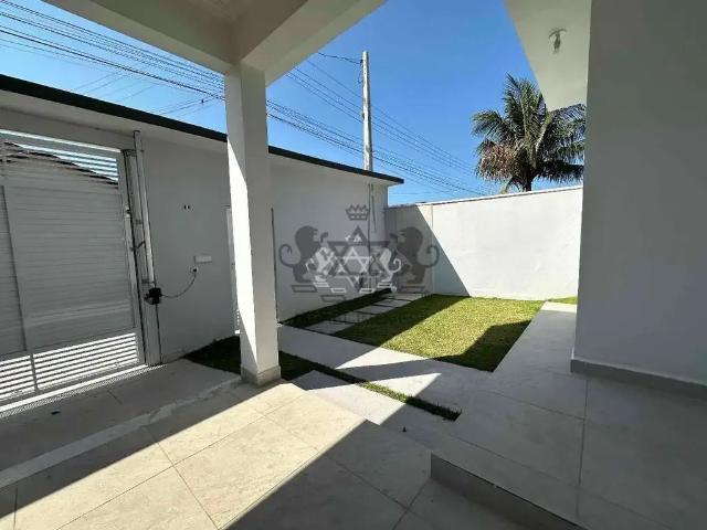 Casa / Sobrado para Venda em Caraguatatuba/SP Massaguaçu 3 Quartos