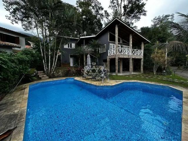 Casa / Sobrado para Venda em Caraguatatuba/SP Massaguaçu 3 Quartos
