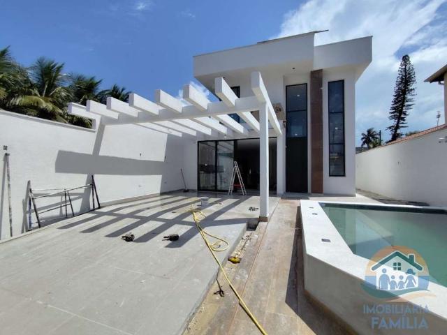 Casa / Sobrado para Venda em Caraguatatuba/SP Massaguaçu 3 Quartos