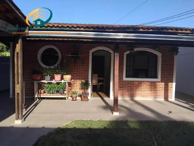Casa / Sobrado para Venda em Caraguatatuba/SP Massaguaçu 3 Quartos