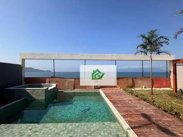 Casa / Sobrado para Venda em Caraguatatuba/SP Massaguaçu 3 Quartos