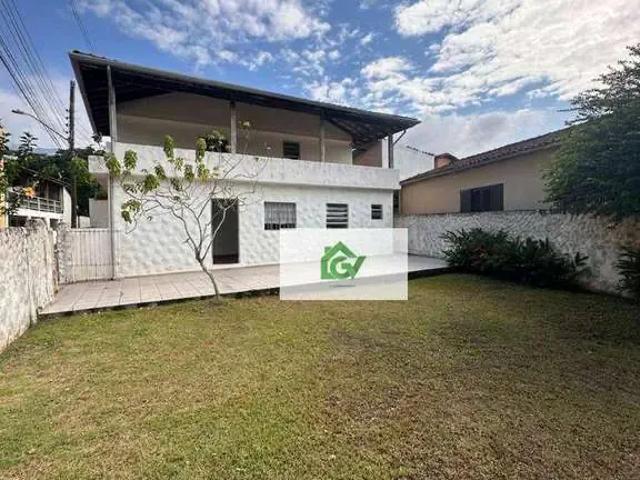 Casa / Sobrado para Venda em Caraguatatuba/SP Massaguaçu 3 Quartos