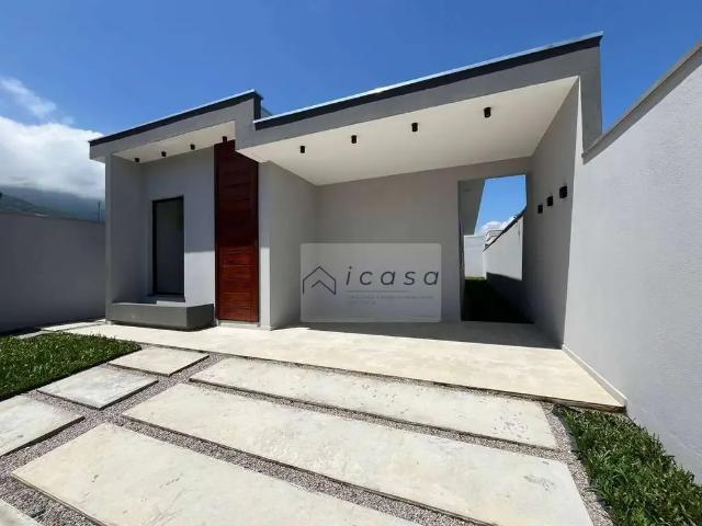 Casa / Sobrado para Venda em Caraguatatuba/SP Massaguaçu 3 Quartos
