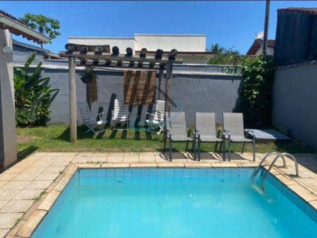 Casa / Sobrado para Venda em Caraguatatuba/SP Massaguaçu 3 Quartos